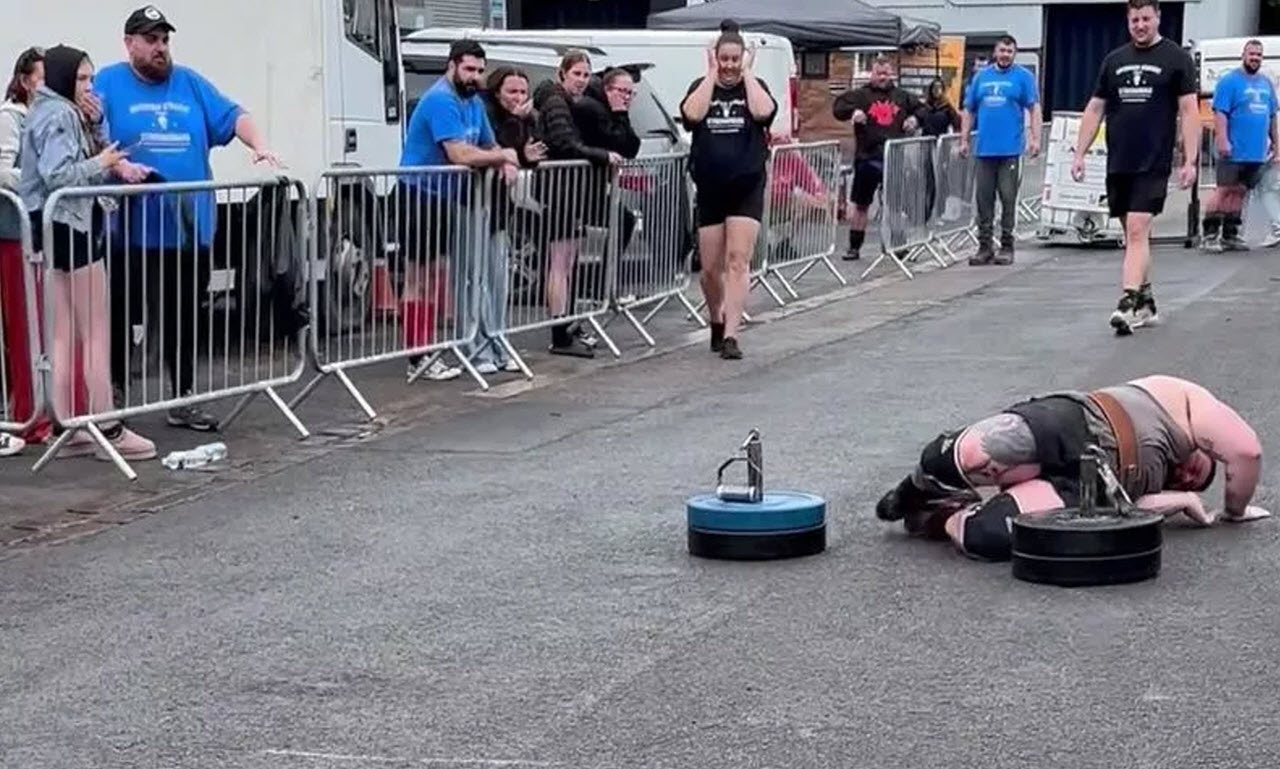 Shocking Moment Captured When Strongman’s Tendon’s Snap And His Knees ...